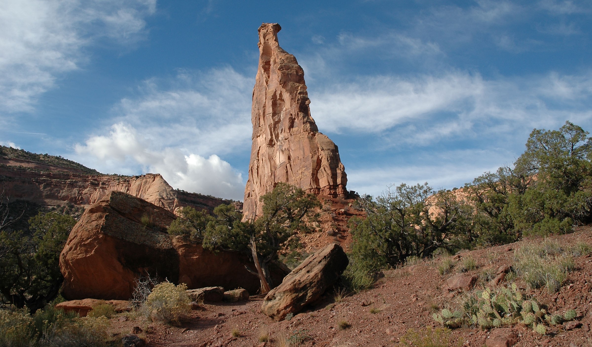 Monument and Wedding Canyon Loop · Featured Route | COTREX